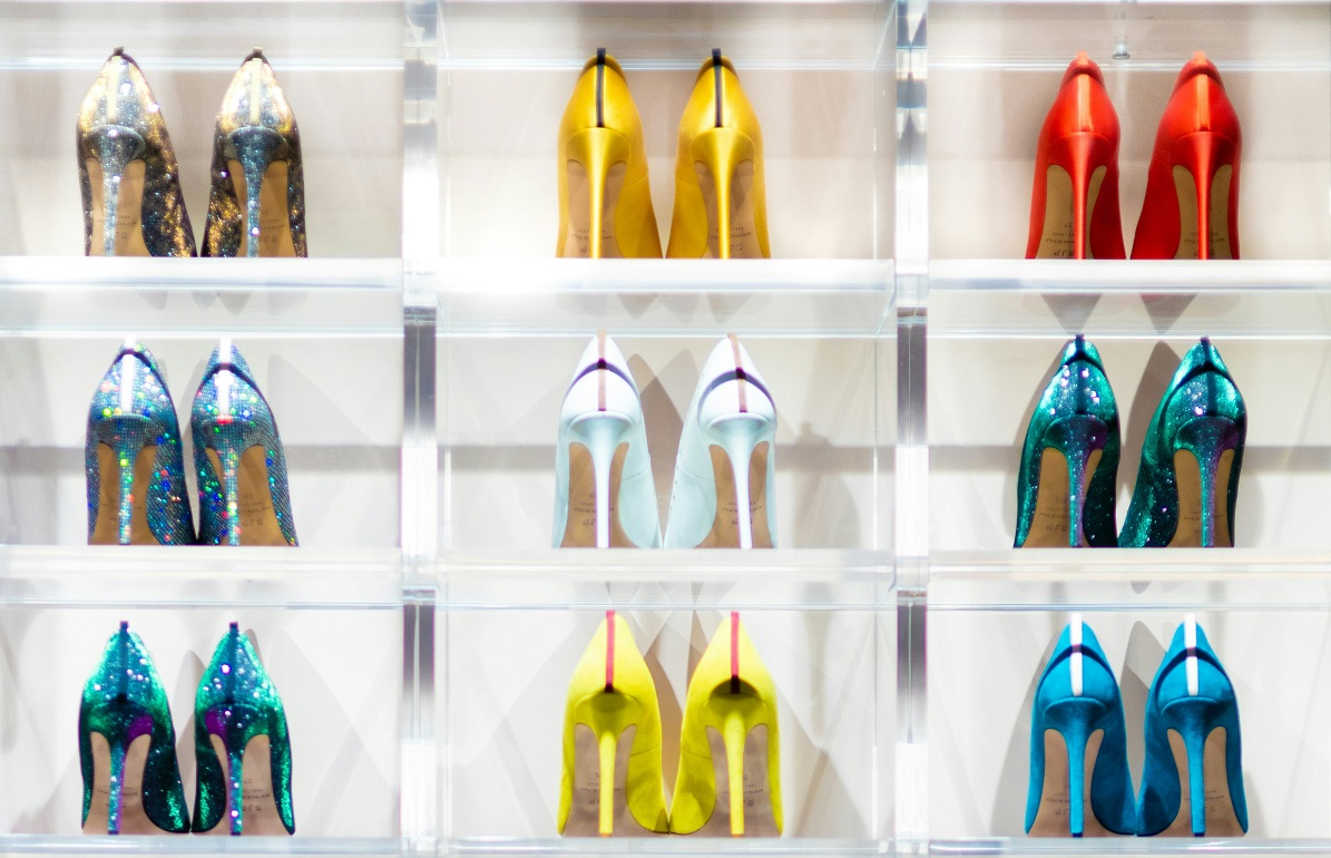 Win/Win: Caleres Acquires Stuart Weitzman From Tapestry - Unity Marketing